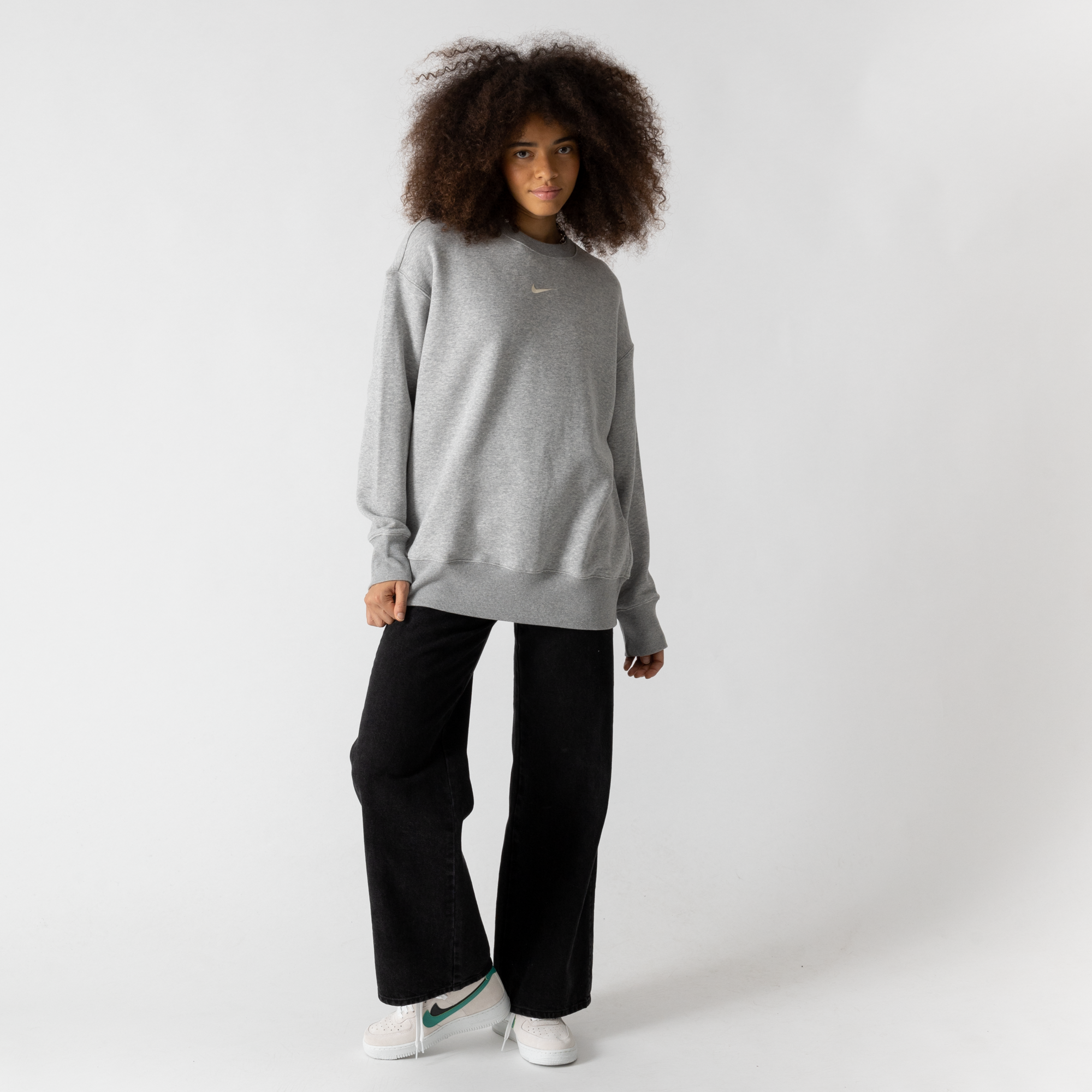 NIKE SWEAT CREW PHOENIX LONG OVERSIZED GRIS - SWEAT FEMME | Courir.com