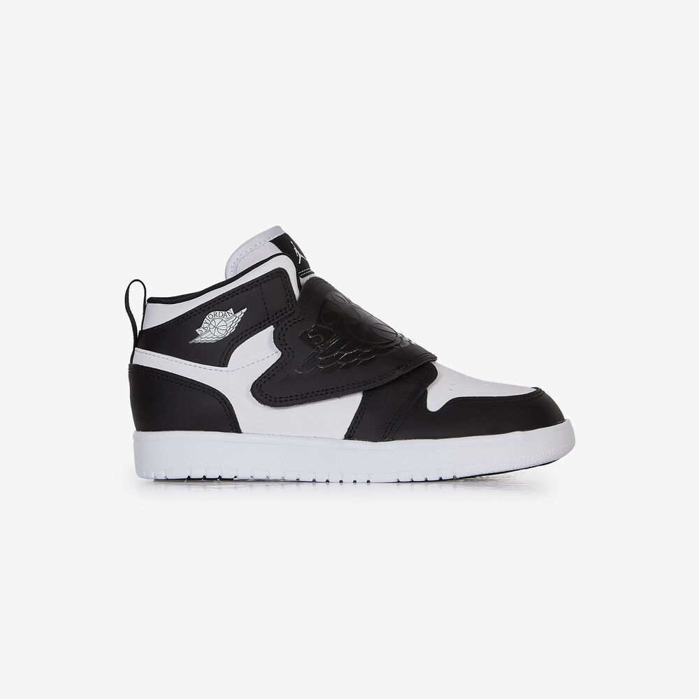 JORDAN SKY JORDAN 1 CF SNEAKERS ENFANT - BLANC/NOIR - SCRATCH | Courir.com
