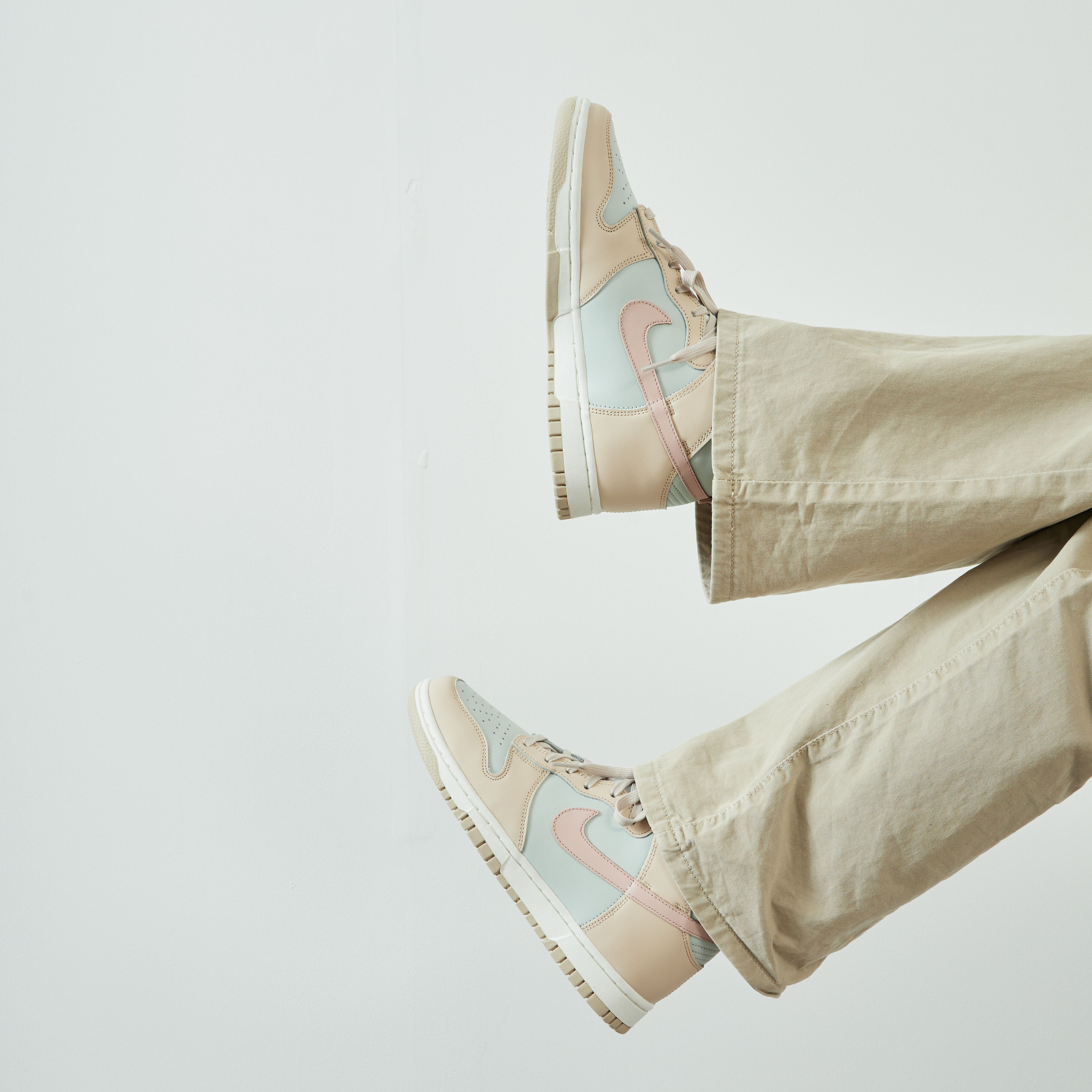 NIKE DUNK HIGH SNEAKERS FEMME - BEIGE/BLEU - LACETS | Courir.com