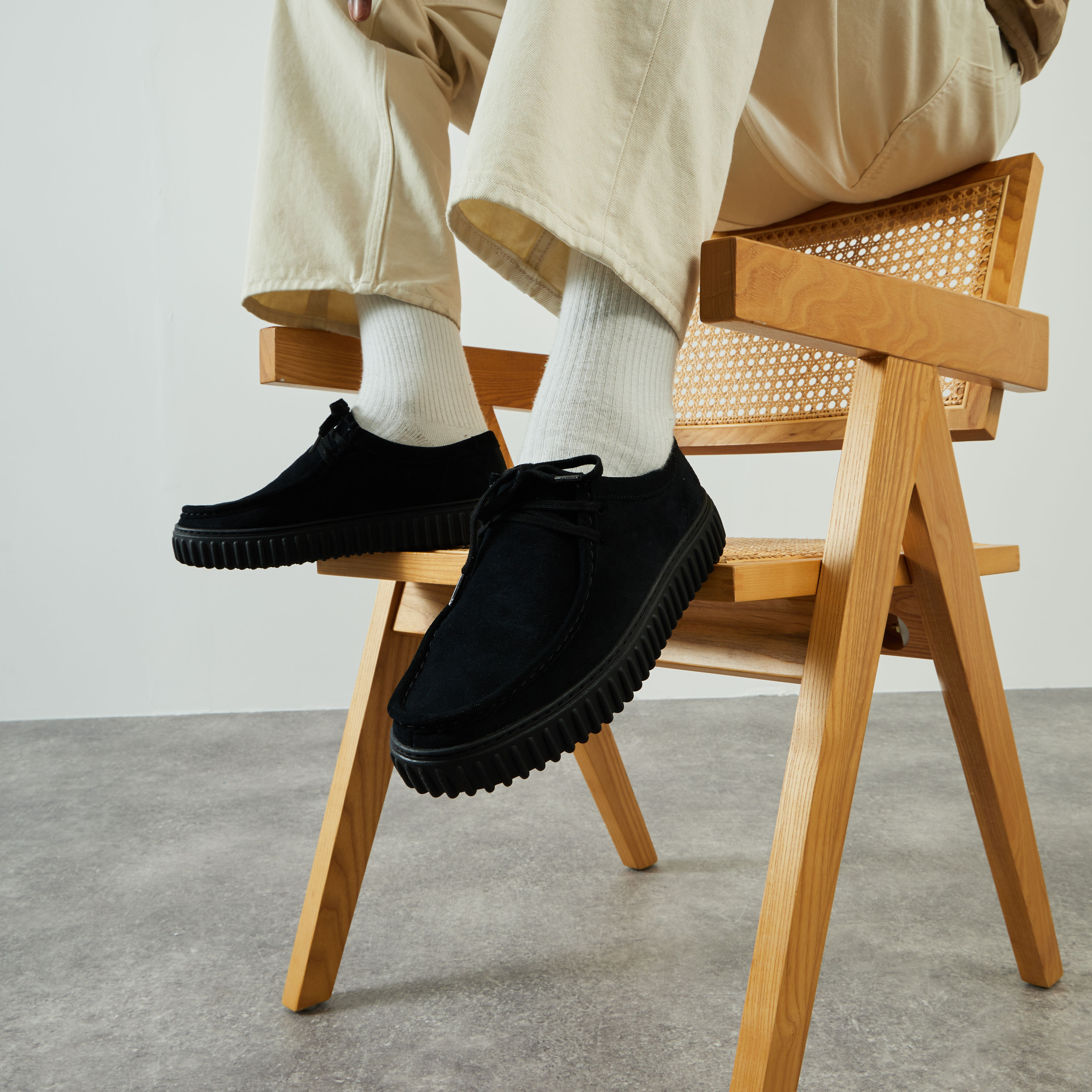 CLARKS TORHILL LO BLACK - SNEAKERS MEN | Courir.com