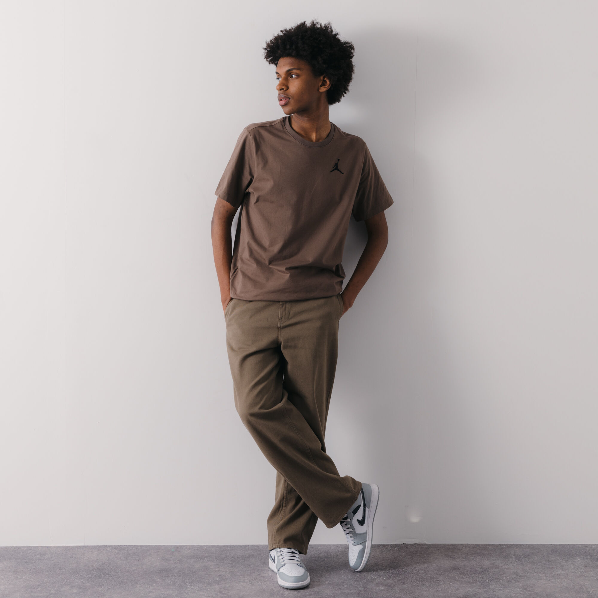 JORDAN TEE SHIRT JUMPMAN EMBROIDERY MARRON - TEE-SHIRT HOMME | Courir.com