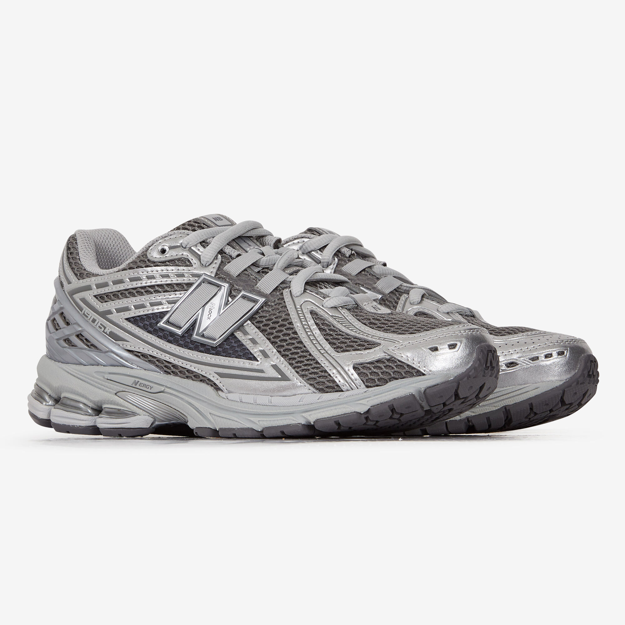 NEW BALANCE 1906 GREY/SILVER - SNEAKERS MEN | Courir.com