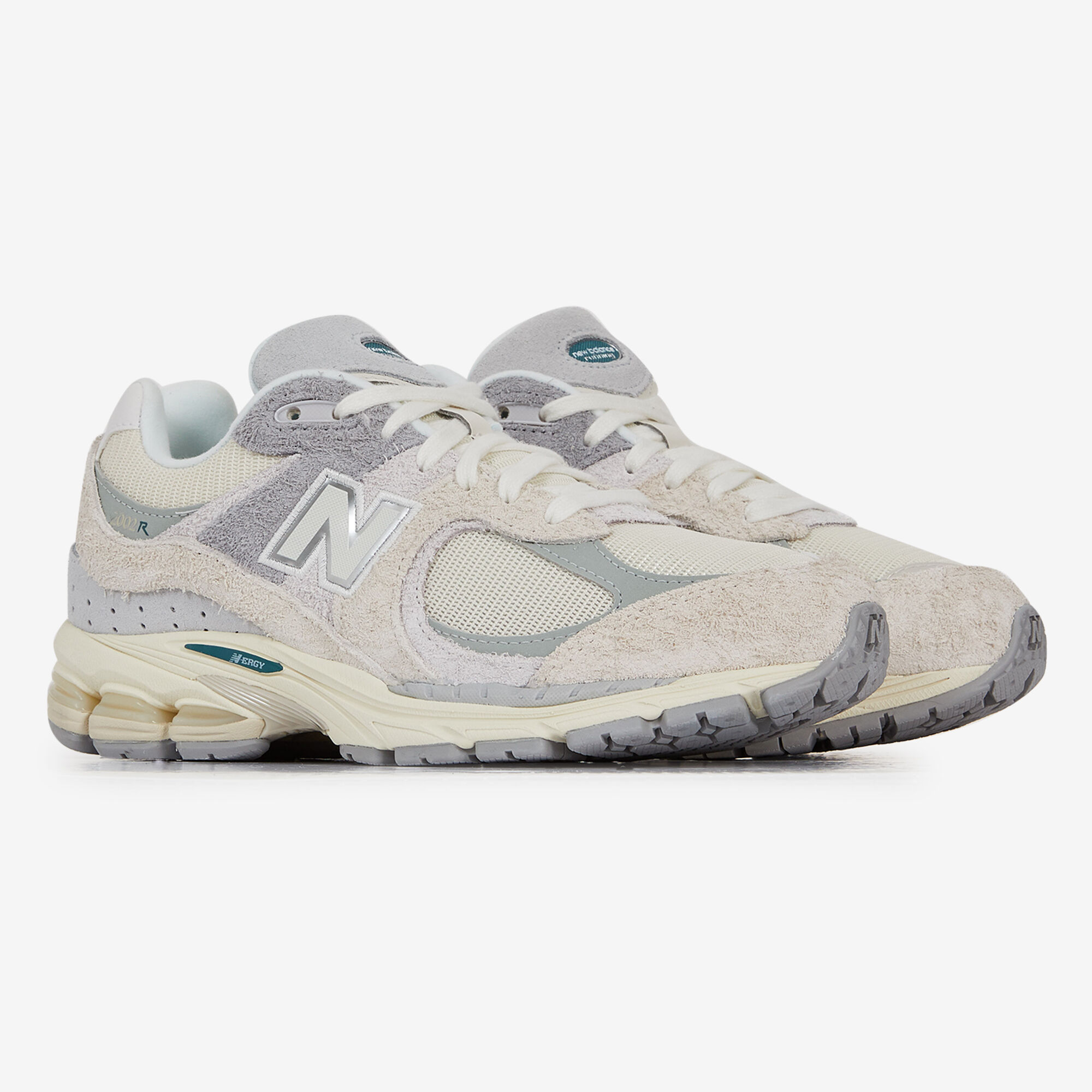 NEW BALANCE 2002R BEIGE - SNEAKERS WOMEN | Courir.com